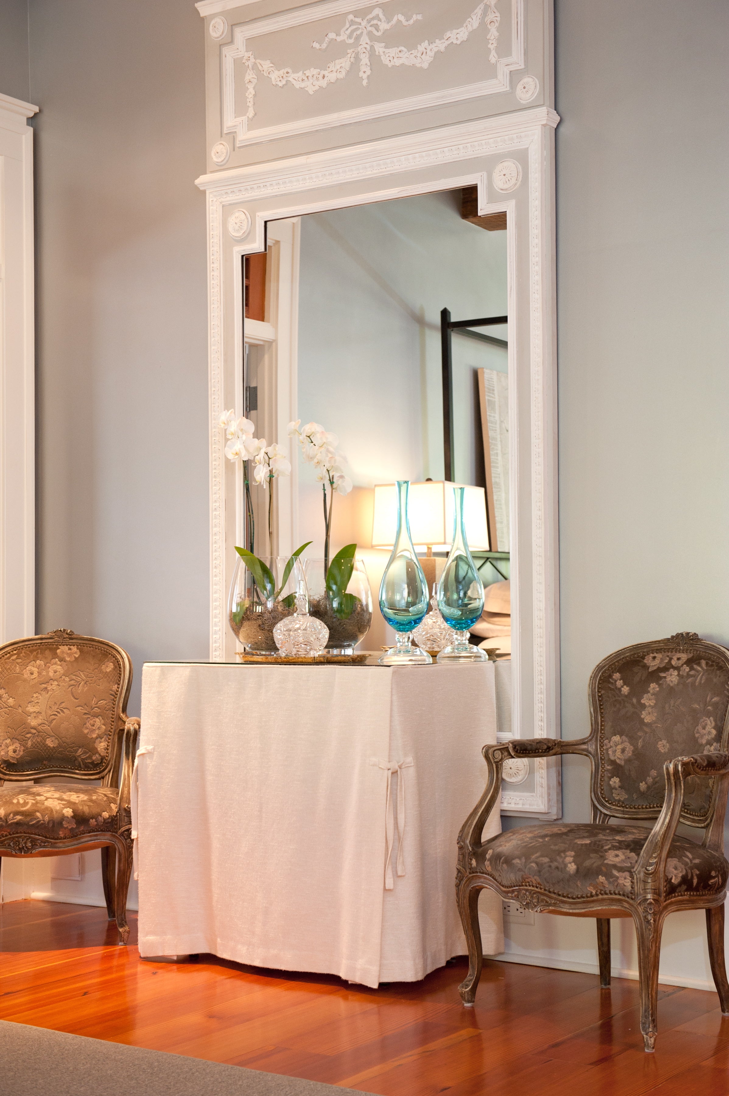 Mirrors – nancypricecurated